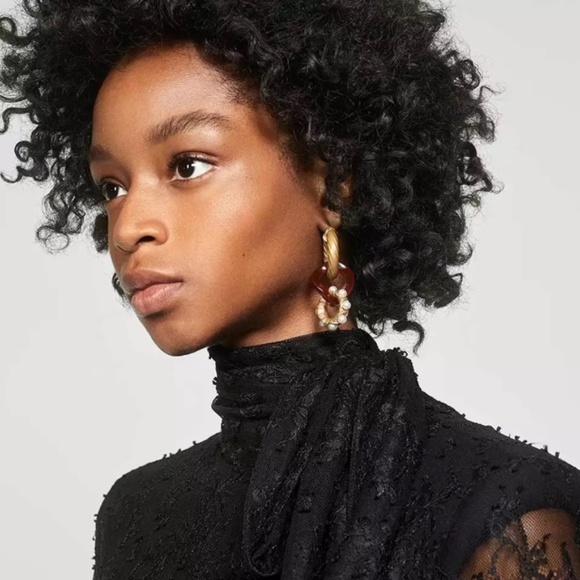 Zara | Jewelry | Zara Chunky Tortoise Pearl Antique Gold Hoops | Poshmark